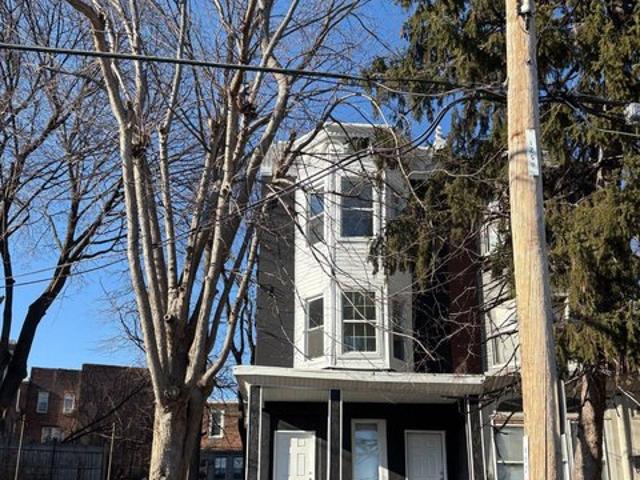 157 W Apsley St, Philadelphia, PA 19144