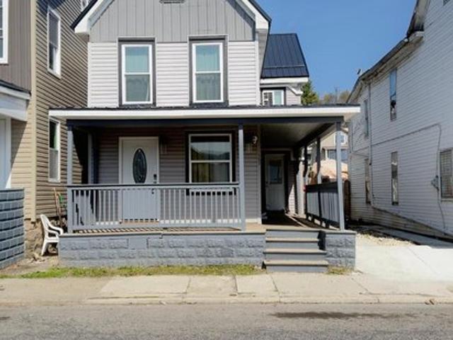 157 W Fourth St, Lewistown, PA 17044