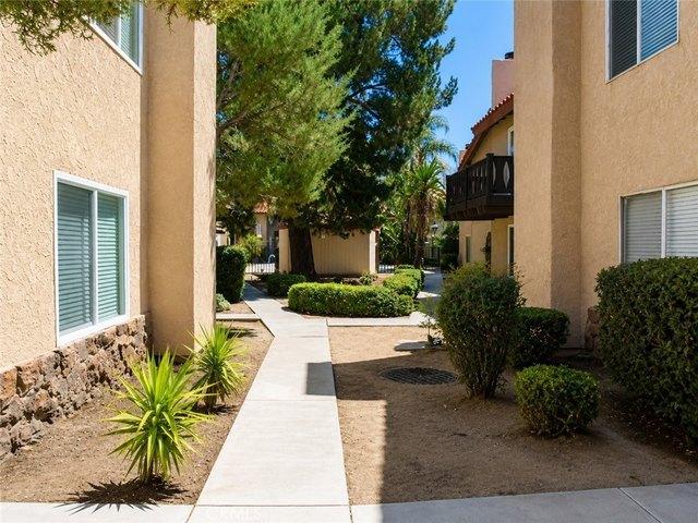 157 Tiger Ln, San Jacinto, CA 92583