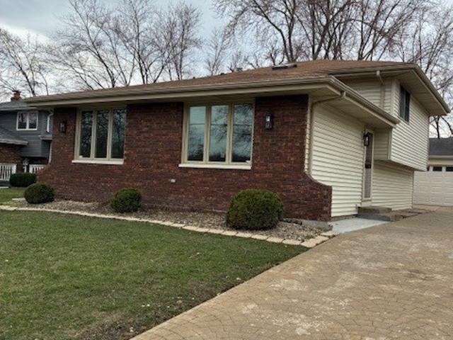 15842 Lavergne Ave, Oak Forest, IL 60452 | MLS #12601 | Compass