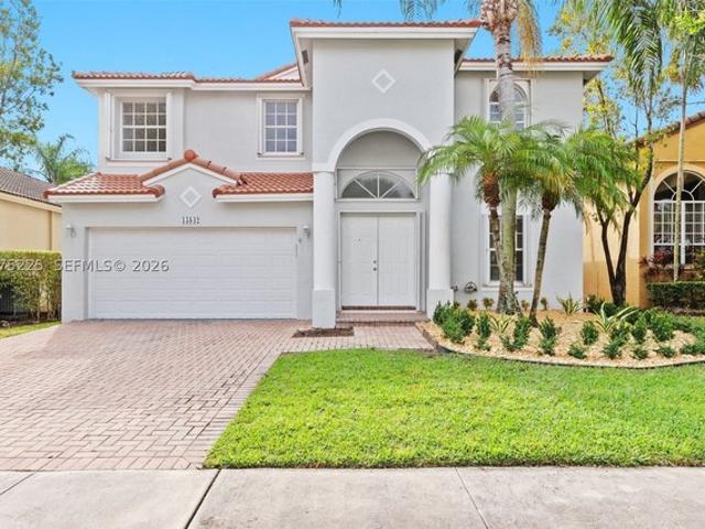 15842 SW 14th St, Pembroke Pines, FL 33027