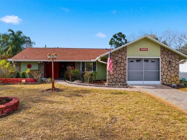 15847 Adobe Dr, Hudson, FL 34667