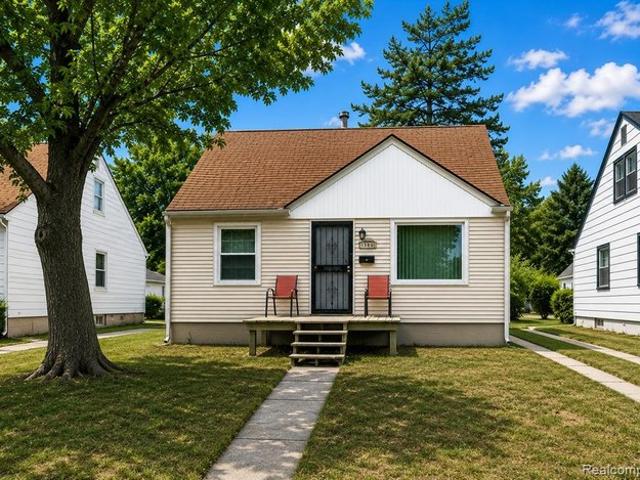 15847 Chatham St, Detroit, MI 48223