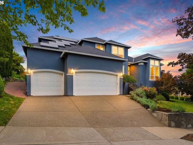 15849 SE Ogden Dr, Portland, OR 97236