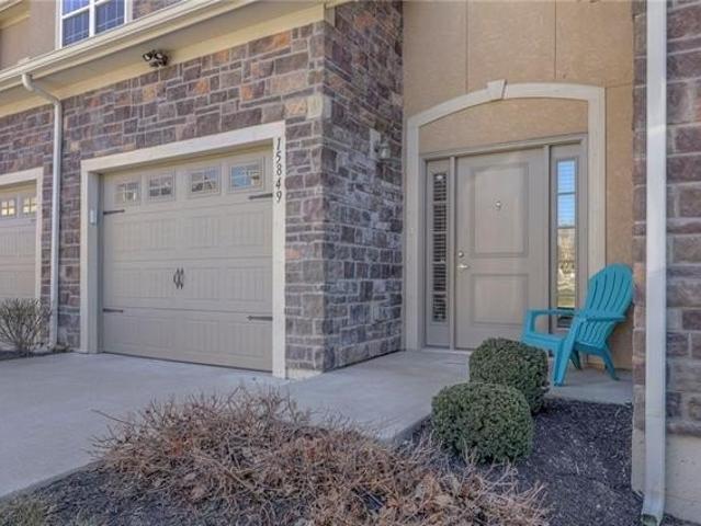 15849 Shawnee Dr, Overland Park, KS 66223