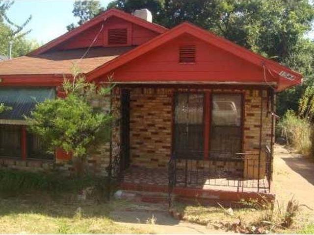 1584 Carpenter St, Memphis, TN 38108