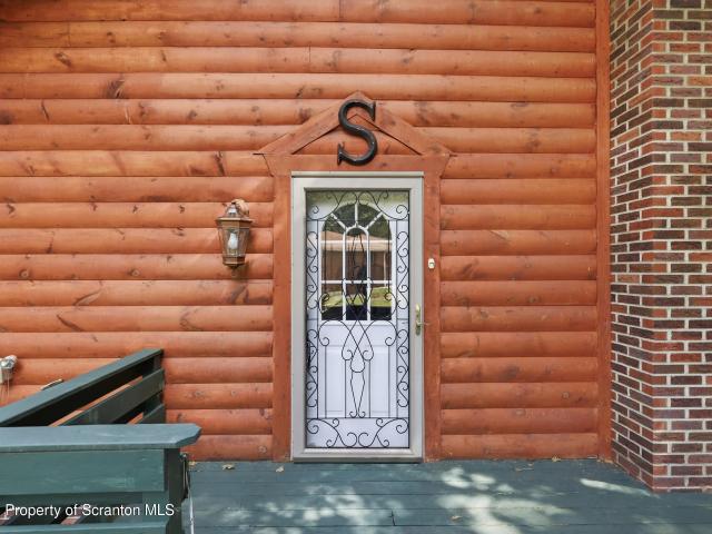 1584 W Mountain Lake Drive
