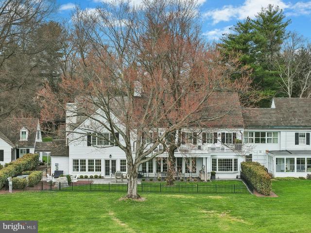1584 Weyhill Cir, Bethlehem, PA 18015 | MLS #PANH2009 | Compass