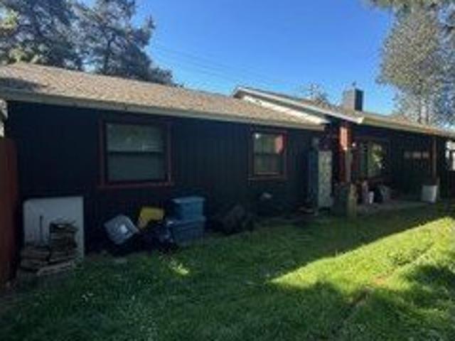 15856 SW Sunset Ct, Sherwood, OR 97140