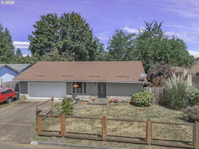 1585 NE 18th St, Gresham, OR 97030