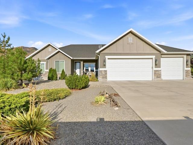 1585 E Ila Cv Unit 208, Lake Point, UT 84074