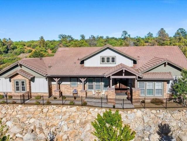 1585 Estancia Way, Prescott, AZ 86301