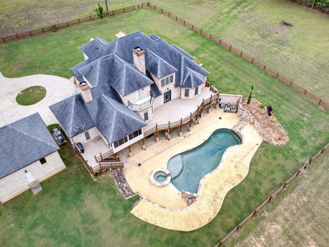 1585 Leguin Mill Road