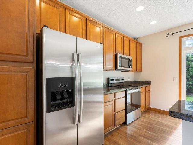 1585 Sumac Circle