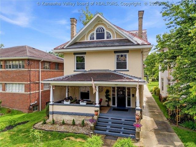 1585 Virginia St E, Charleston, WV 25311