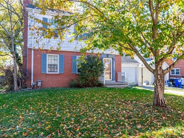 1585 W Sunset Ave, Decatur, IL 62522