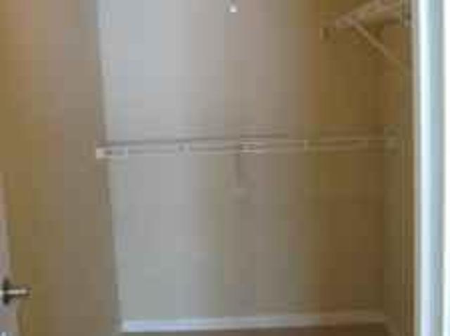 $1585 / 1br STONE POINT APT'S * LARGE 1BED/1BATH * 899 SQ.FT