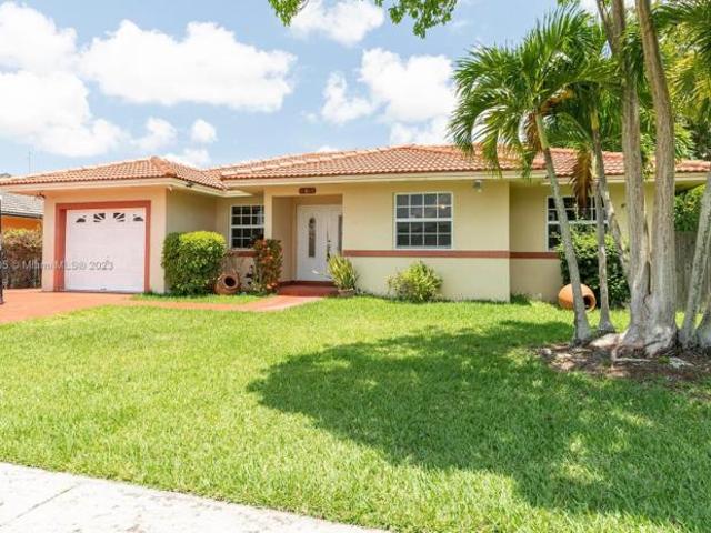 15863 145th Ct SW, Miami, FL 33177