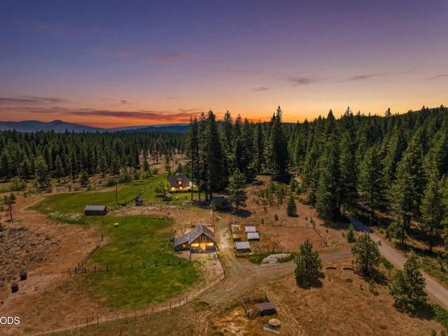 15861 Highway 66, Ashland, OR 97520