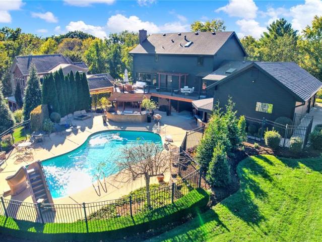 1586 Mason Knoll Rd, Town and Country, MO 63131 | MLS #26021 | Compass