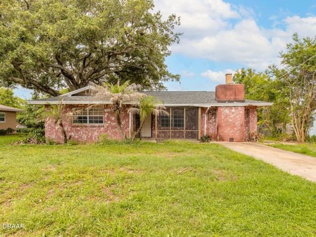 1586 Carmen Ave, Daytona Beach, FL 32117
