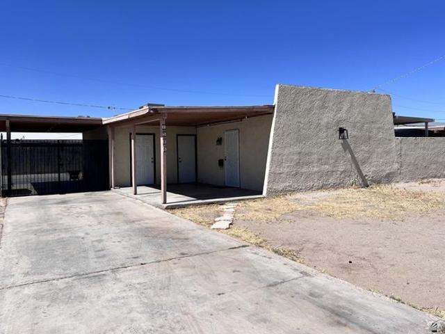 1586 E 22nd St, Yuma, AZ 85365