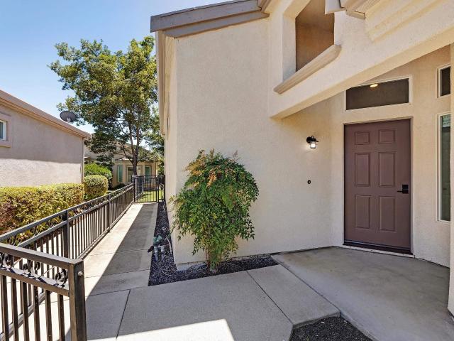 1586 Imperial Way