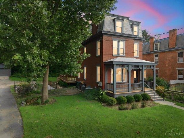 1586 Spring Lawn Ave, Cincinnati, OH 45223