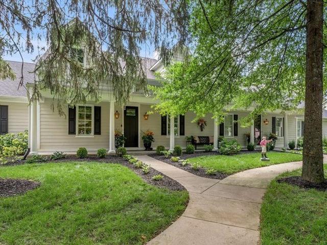 1586 Winners Cir, Lexington, KY 40513