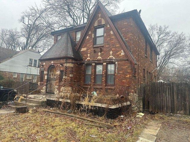 15875 Strathmoor St, Detroit, MI 48227