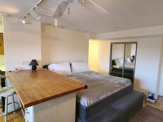 1587 N Colonial Terrace # 103 X