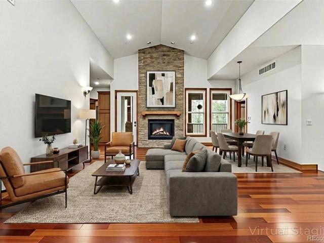 1587 Avenida Del Sol