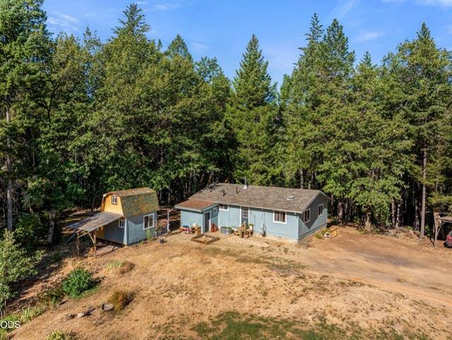 1587 Arrowhead Dr, O'Brien, OR 97534