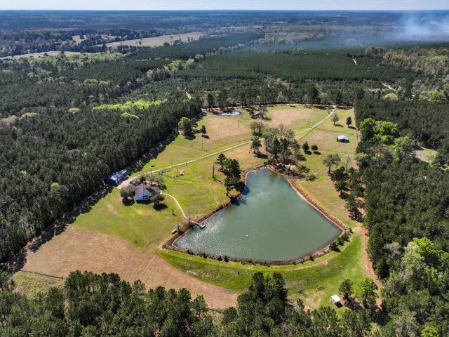 1587 County Road 1105, Crockett, TX 75835 | MLS #9853 | Compass