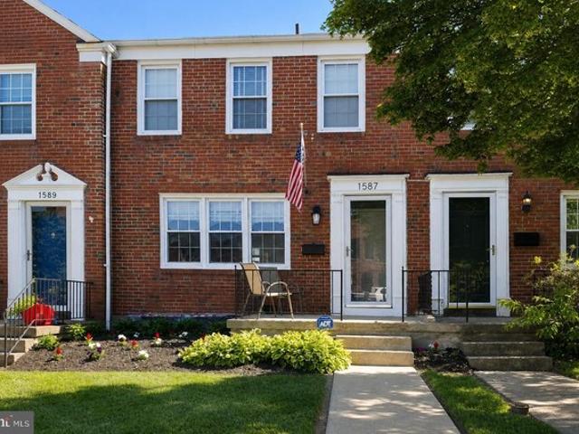 1587 Doxbury Rd, Towson, MD 21286