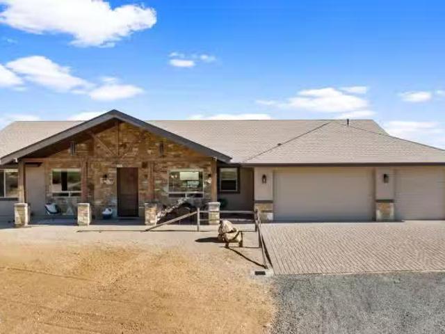 15885 Lone Fox Trail, Dewey Humboldt, AZ 86327 MLS 1068605