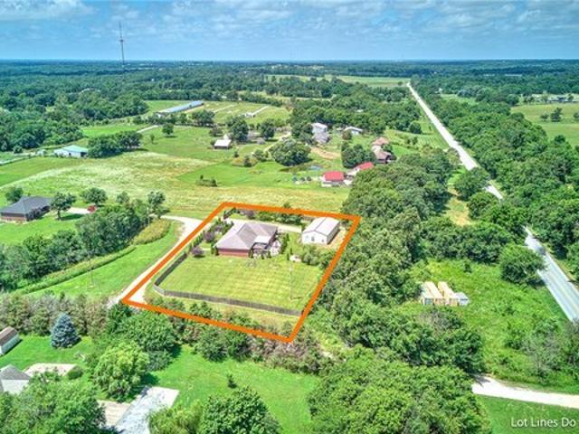 15888 Stave Ct, Gentry, AR 72734