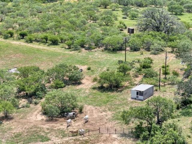 1588 FM 1470, Poteet, TX 78065