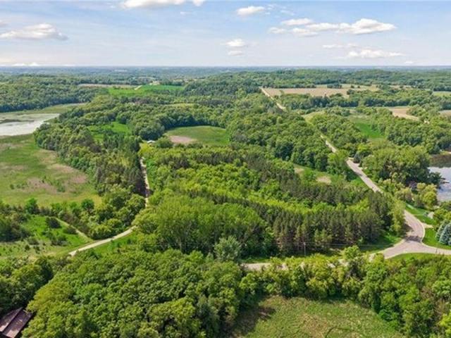 1588 th St NW, Annandale, MN 55302