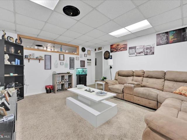 1588 W Market Street