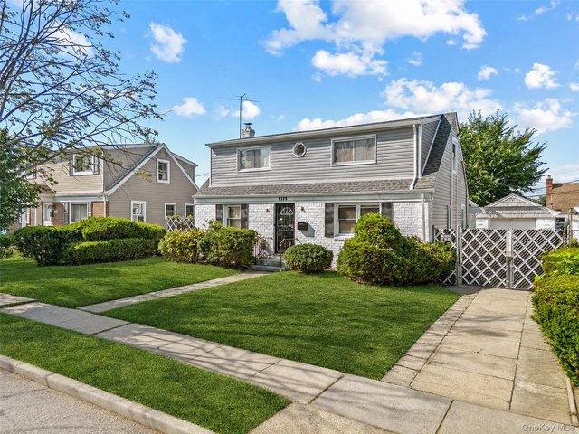 1588 Woodstock St, Elmont, NY 11003