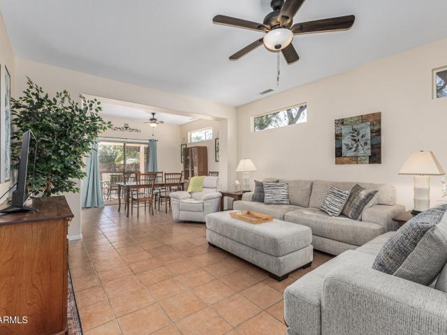 15893 w arrowhead drive