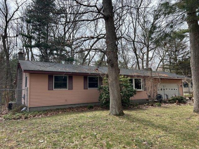 15894 Lake Ave, Grand Haven, MI 49417