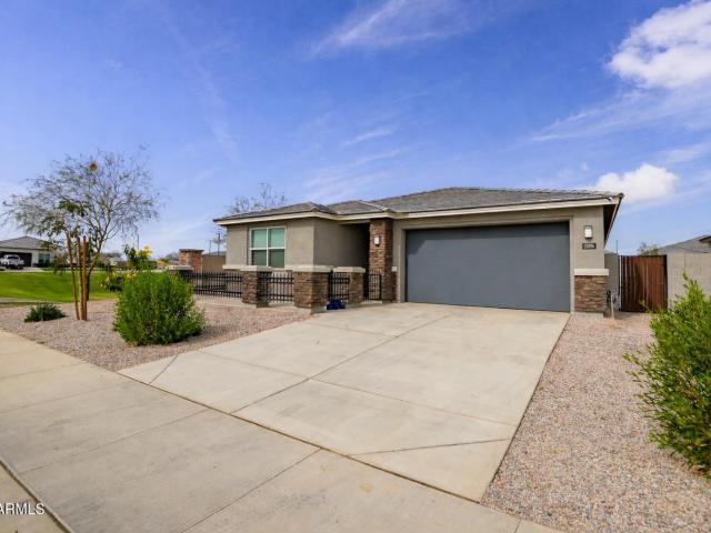15896 w desert hollow drive