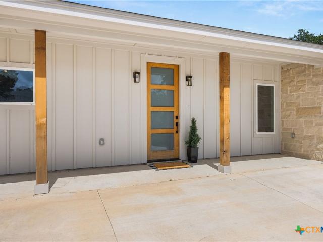 15896 Salado Drive