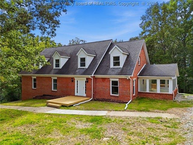 1589 Mount Alpha Rd, Charleston, WV 25304