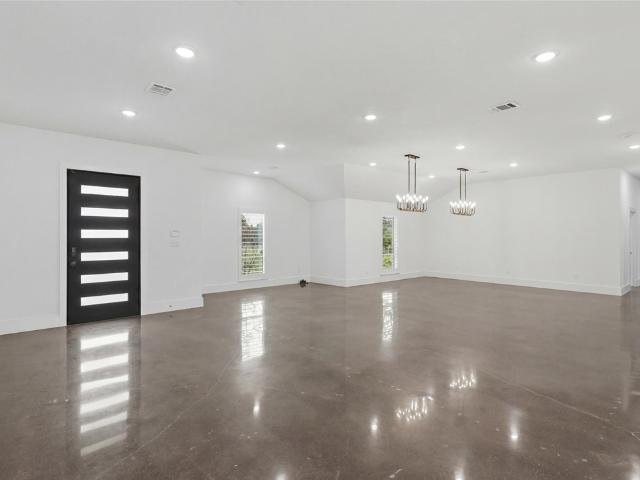 1589 County Road 252