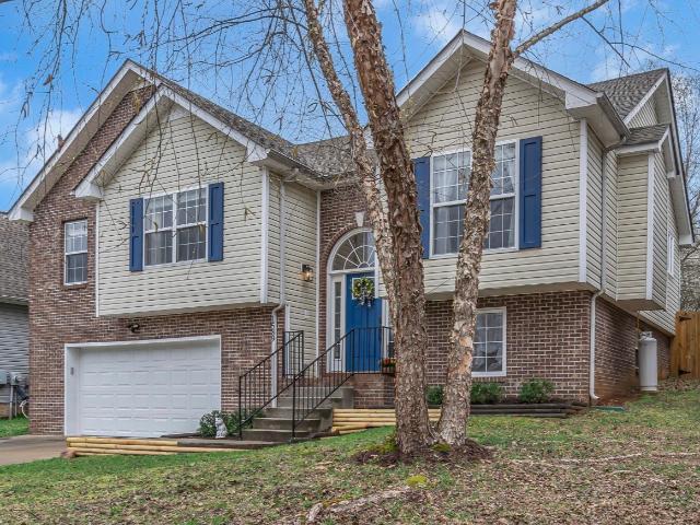 1589 Hedgewood Rd