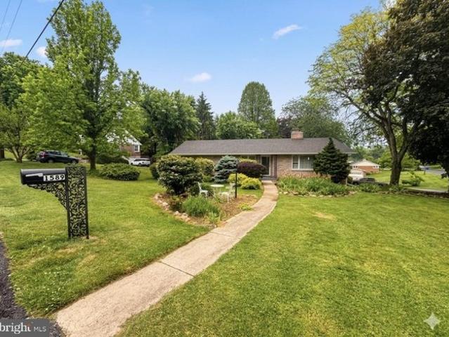 1589 Hollywood Pkwy, York, PA 17403