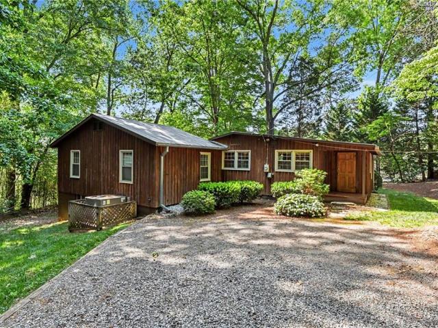 1589 Warf Road
